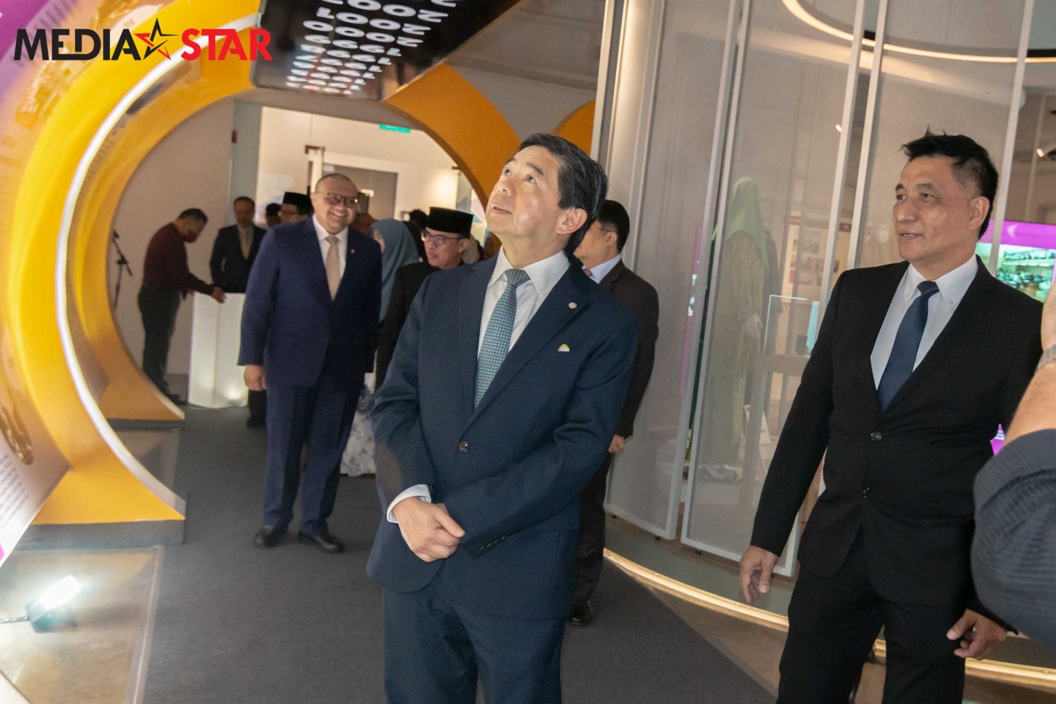 BIBD launches gallery to commemorate 30th anniversary – Brunei BEBC